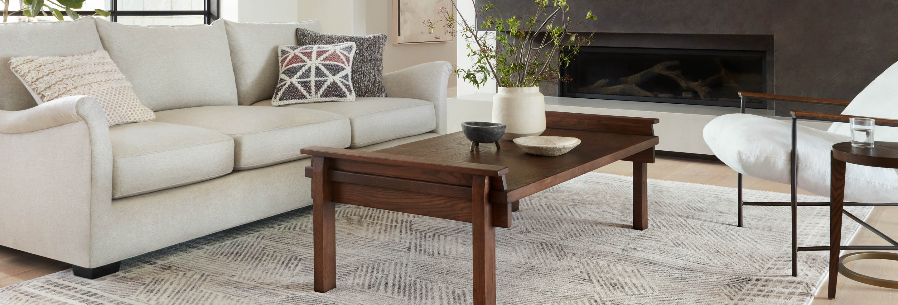 MELROSE & Loloi Rugs