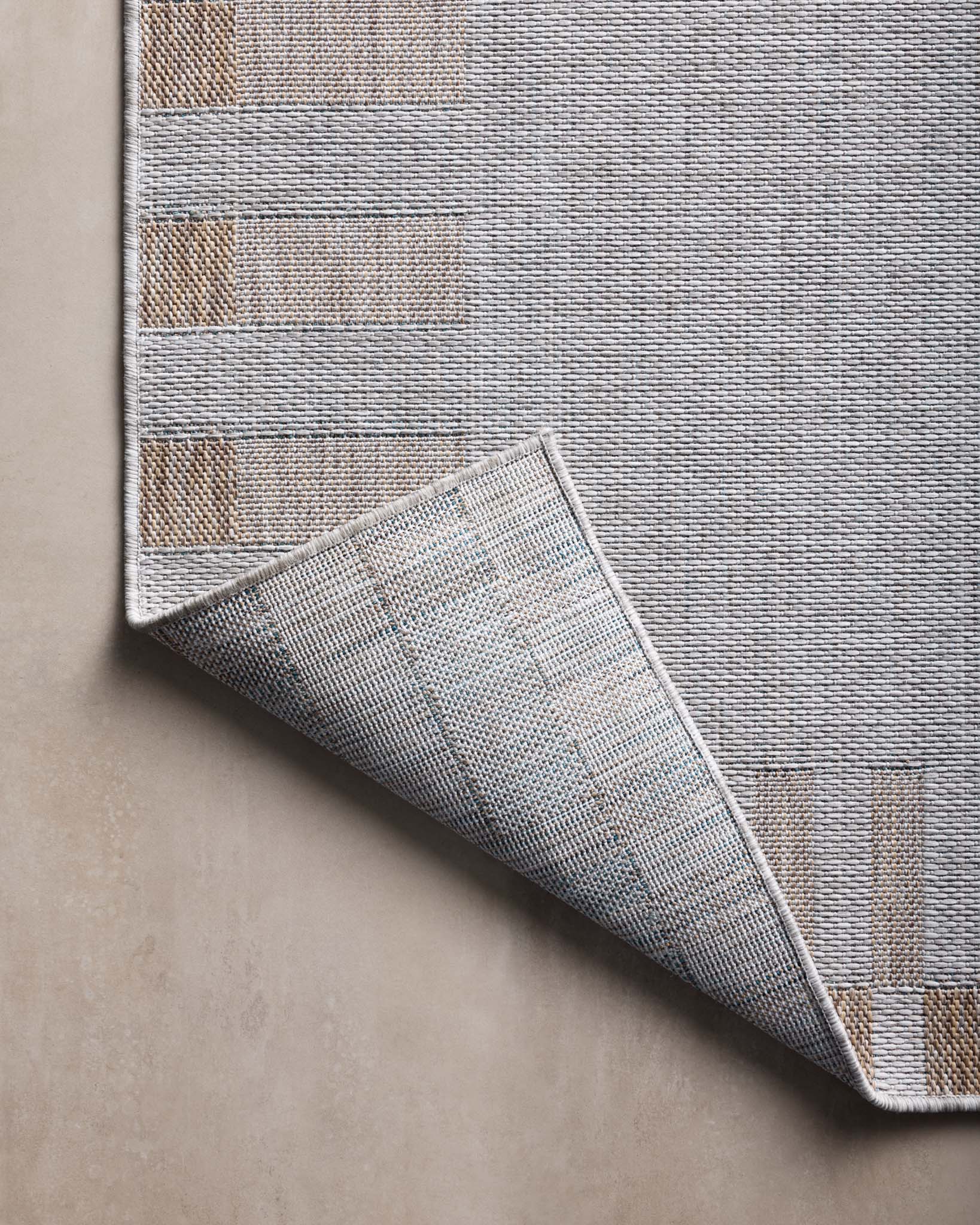 TOP-08 AL SILVER / NATURAL & Loloi Rugs