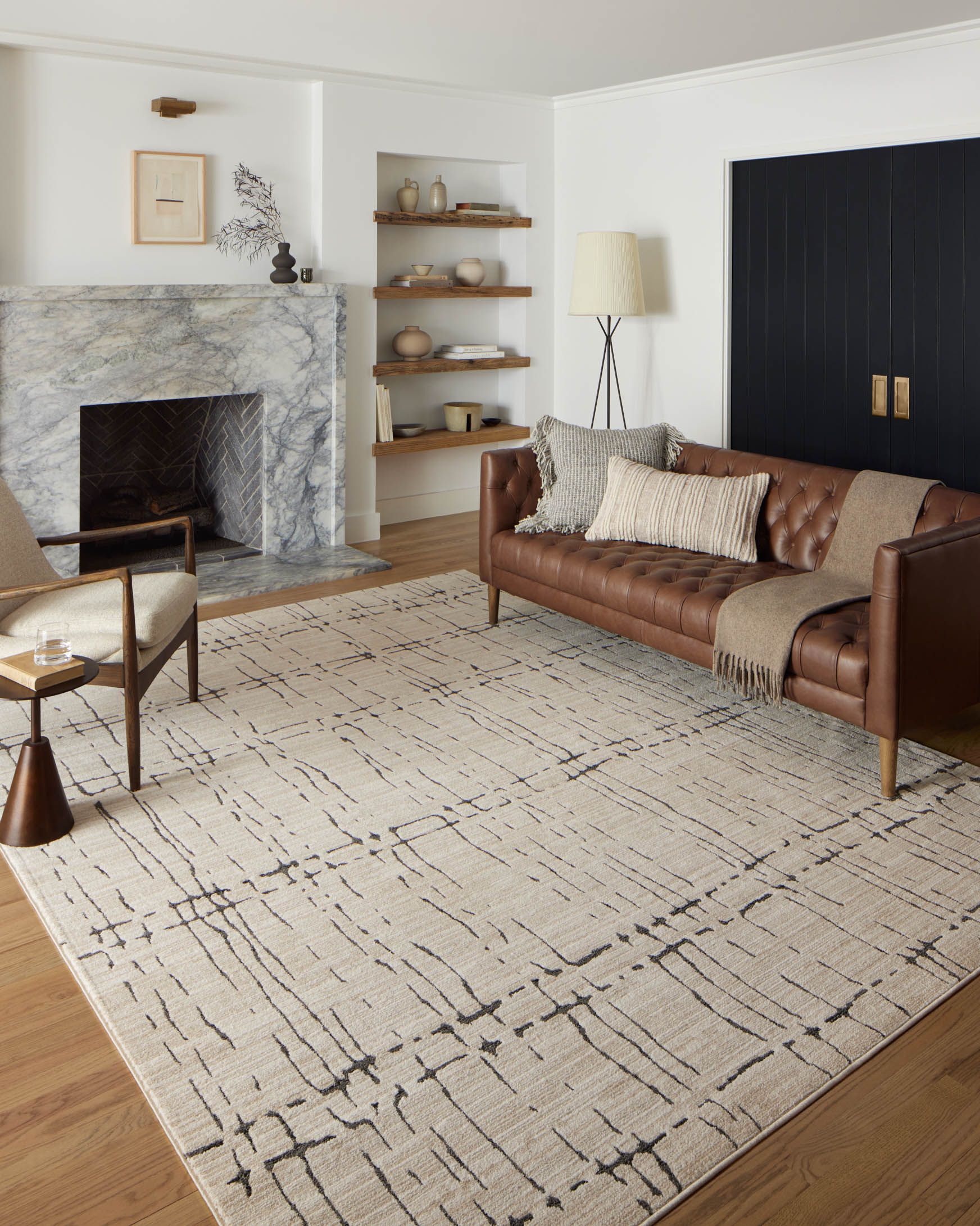 DAR-06 SAND / DK. GREY & Loloi Rugs