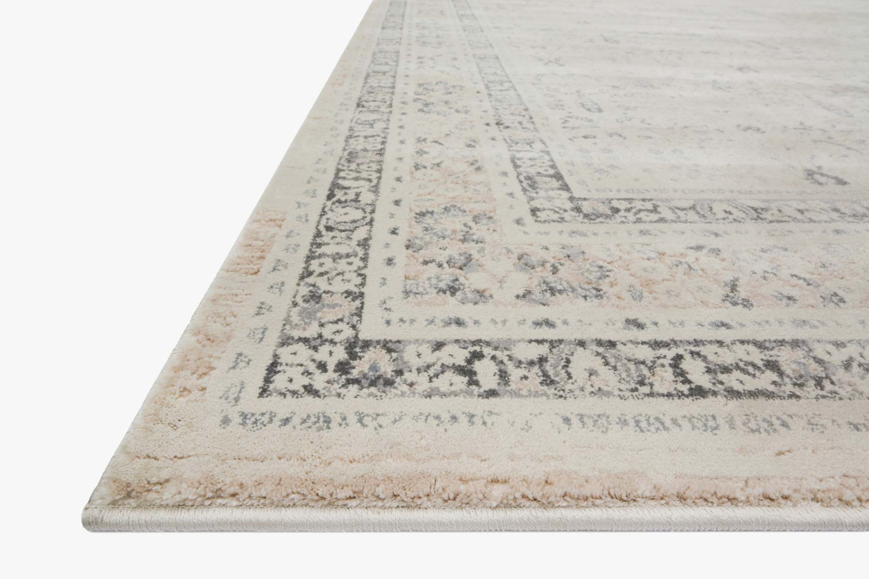 EVERLY & Loloi Rugs