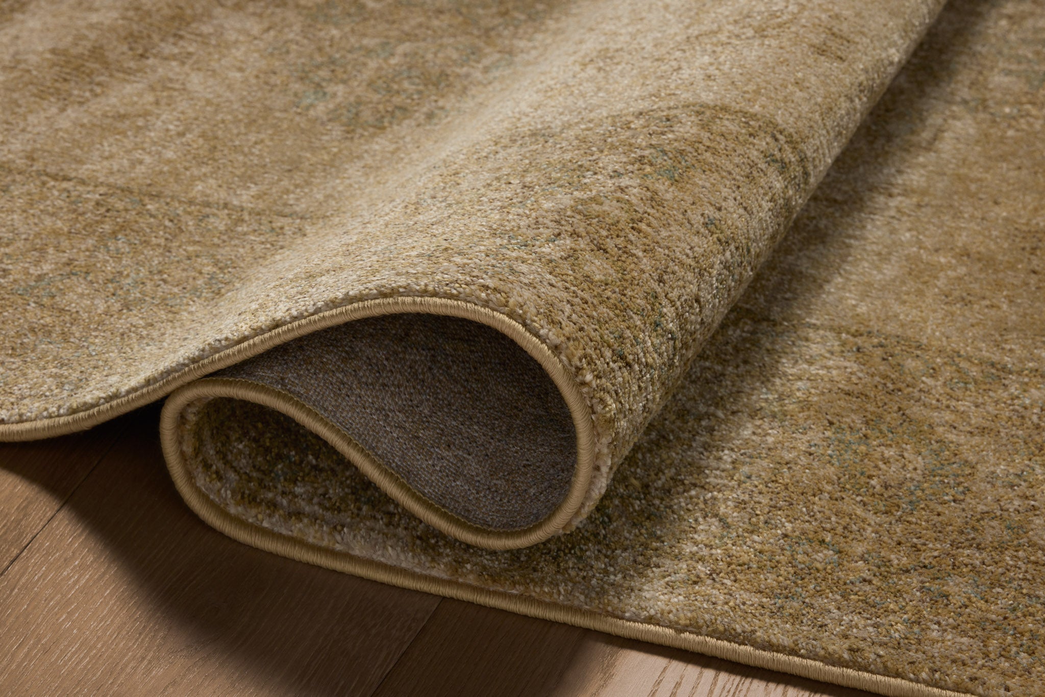 MOA-05 MH ANTIQUE / SPA & Loloi Rugs