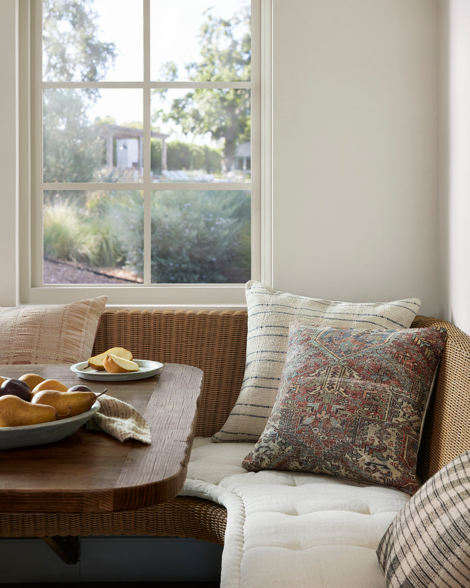 MARIN PAL0002 NATURAL / RUST & Loloi Rugs