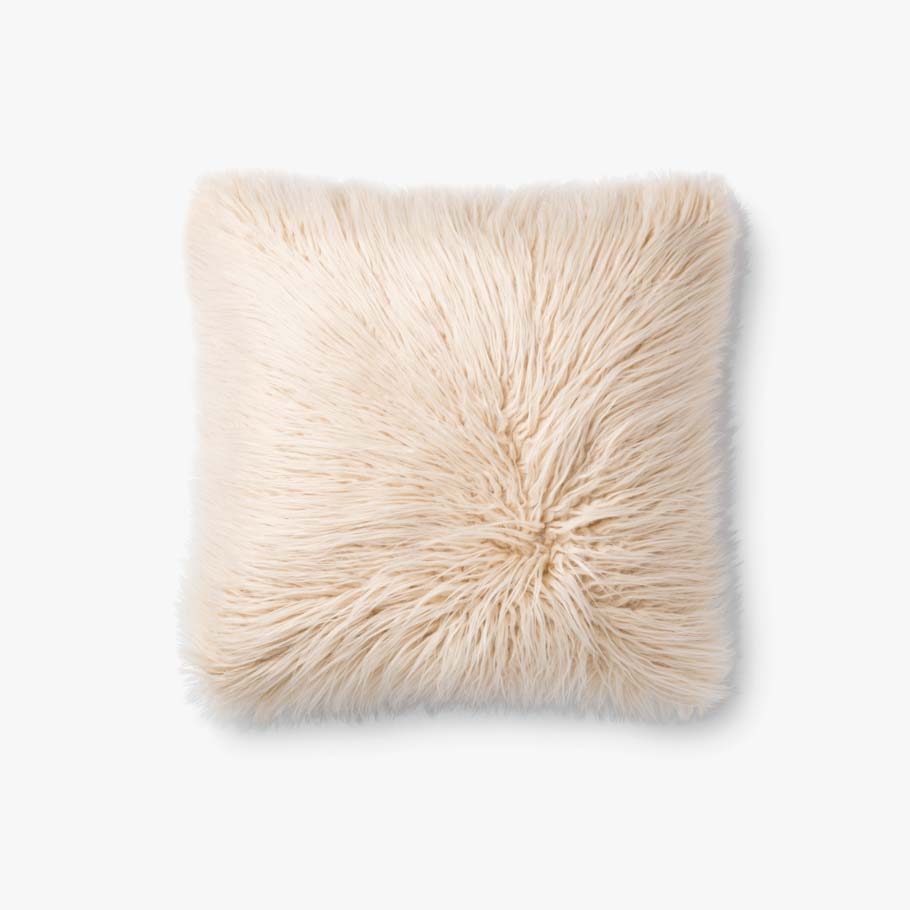 P0791 MULTI / IVORY & Loloi Rugs