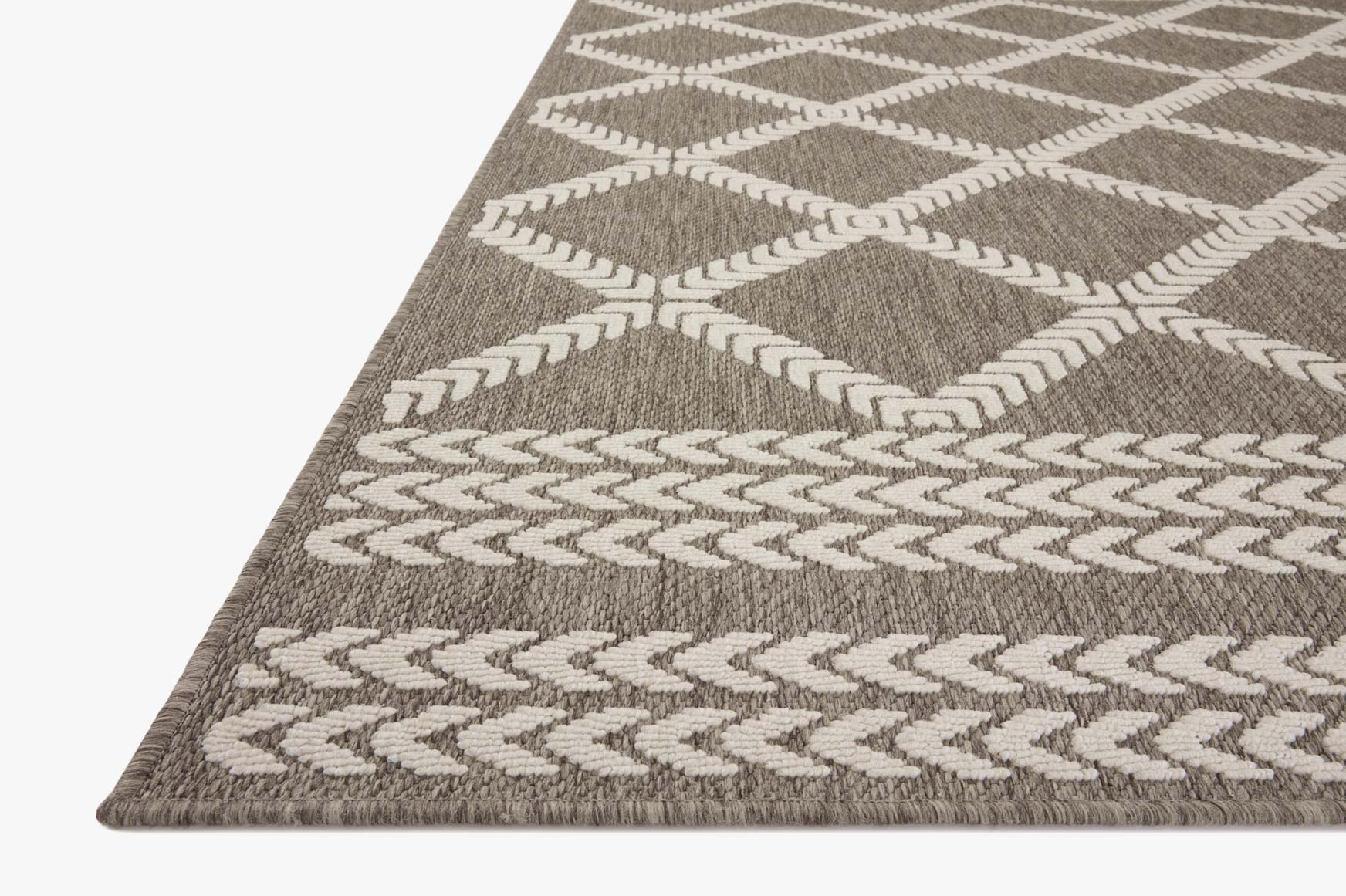 RAI-01 IVORY / GREY & Loloi Rugs