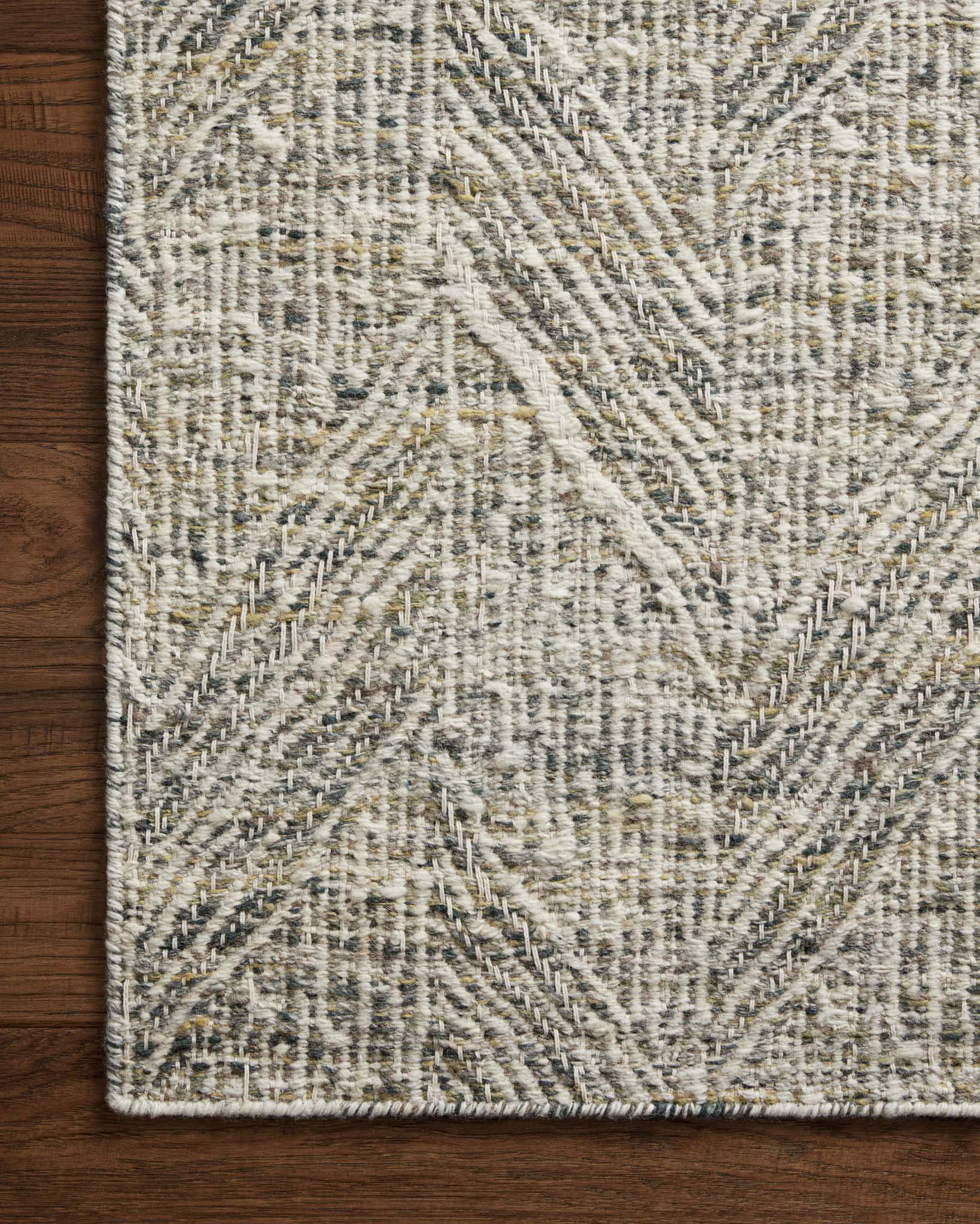 RAV-01 MOSS / IVORY & Loloi Rugs